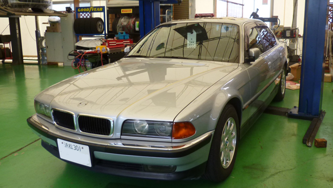 E38 735iも販売車両に - AUTOCAR JAPAN