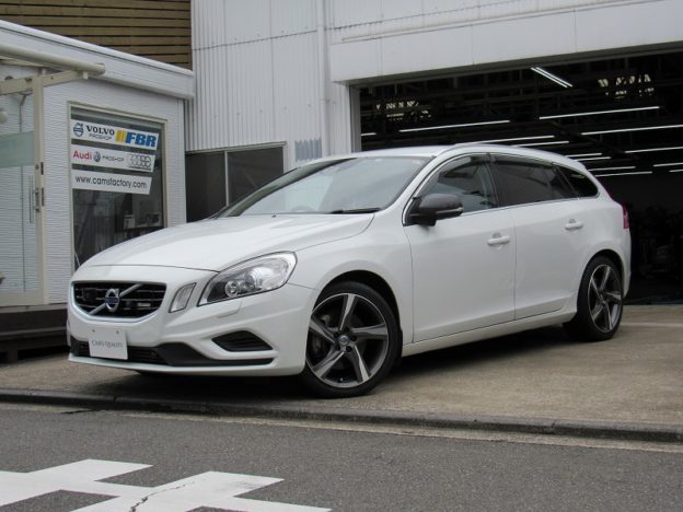 ボルボV60 T-6AWD 販売車両入荷／実は希少／これより仕上げ | スペシャルショップ | AUTOCAR JAPAN