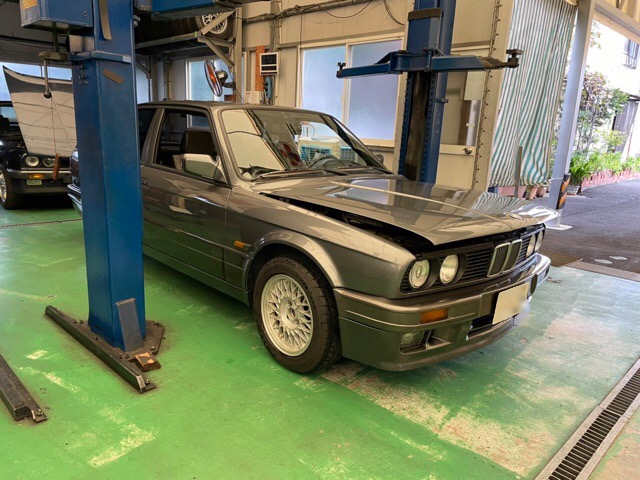 画像・写真 | E30型BMW3シリーズ 入庫ラッシュ、マニュアル、エムテック、カブリオレなど | スペシャルショップ | AUTOCAR JAPAN