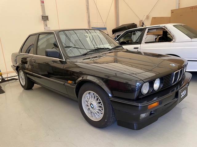 E30型BMW 3シリーズ ずっと探されている方に、行き先が決まり | スペシャルショップ | AUTOCAR JAPAN